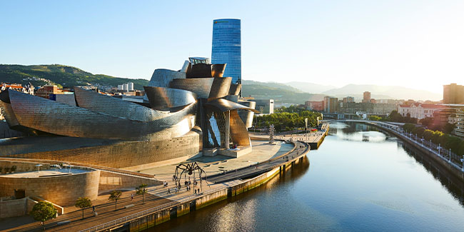 Châteaux, Rivers & Wine 2025 - Bordeaux River Cruise - Viking River ...